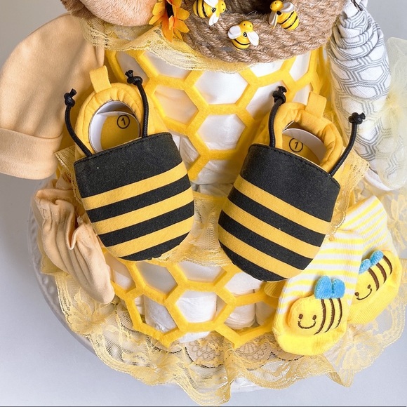 Handmade | Accessories | Honey Teddy Bear Diaper Diaper Cake Bee Themed ...
